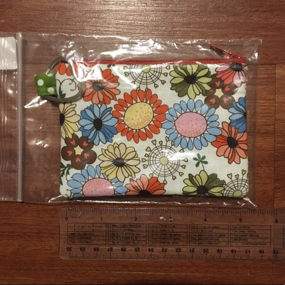 Bags | Nwot Flower Pouch | Poshmark